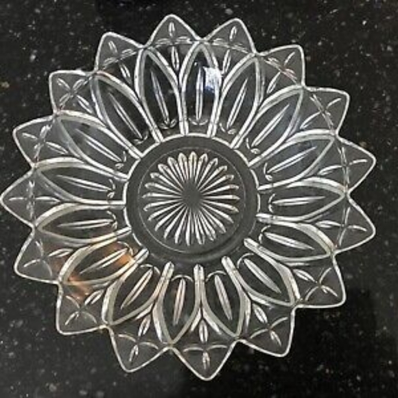 Vintage | Dining | Vintage Federal Glass Clear Petal Pattern Bowl ...